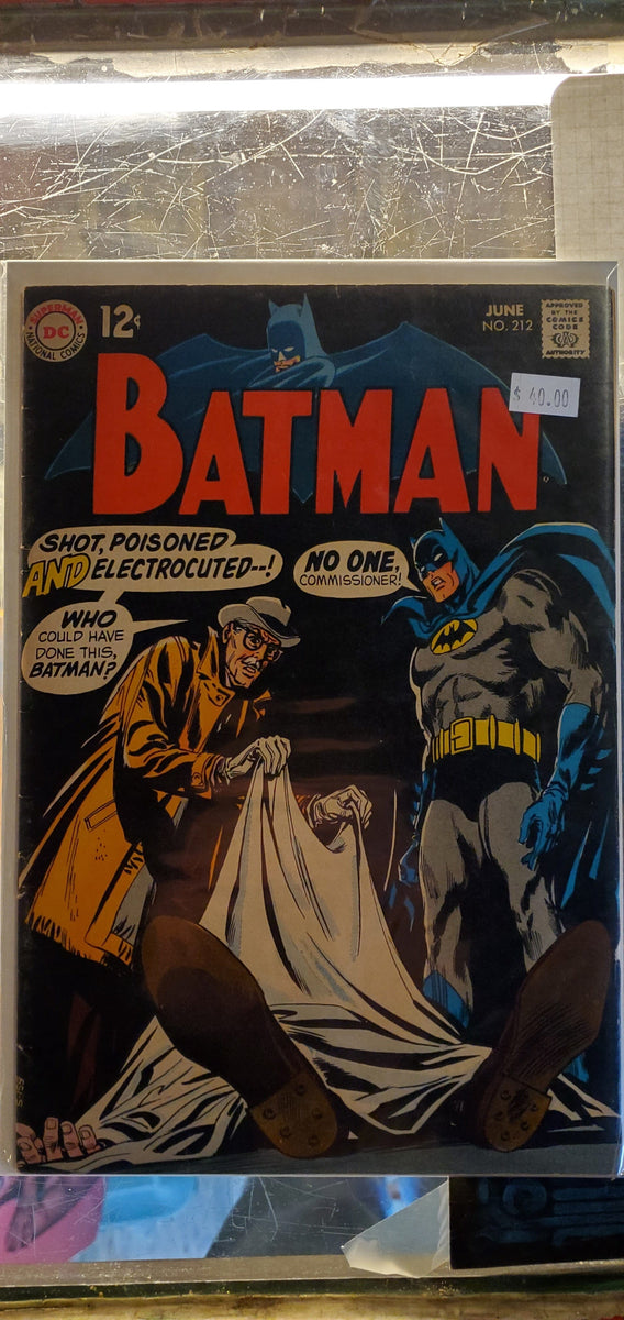 Batman #212 F+/6.5 1969 DC Comics – Mutiny Comics & Coffee Online